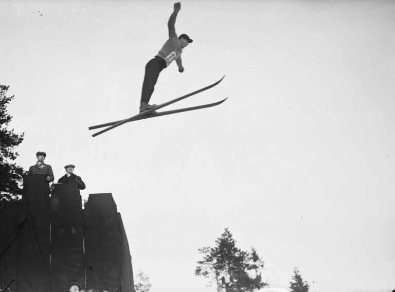 Holmenkolldagen for 100 år siden – Skihistorie.no